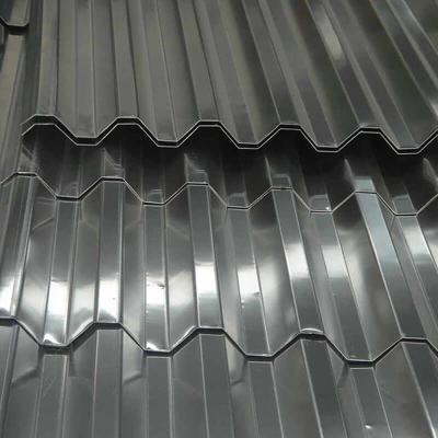 China SPCC Galvanized Corrugated Roofing Sheet PVDF Paint 0.3-1.2mm Thickness for sale