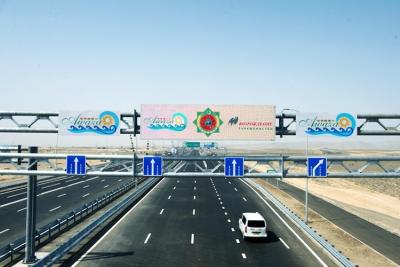China Scrolling Message P20 200w/m2 256*128 Traffic Led Sign for sale