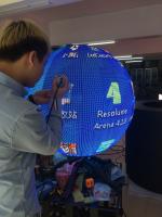 China SMD P4 Indoor Full Color Sphere Led Display Curved Led Panel Ball Shaped for sale