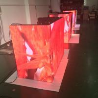 China Small Dots Custom Led Display P2.5 Mobile Led Billboard Advertising For Shop for sale