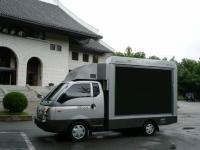 China High Resolution P10 IP65 Aluminum Moving Led Mobile Billboard Display Screens for sale