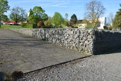 China Customized Size And Mesh Square Gabion Planter With Galvanized for sale