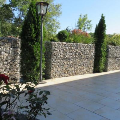 China Garden Retaining Wall Welded Gabion Box Landscape Design Gabion Decorative Wall Zinc Coated CE ISO for sale