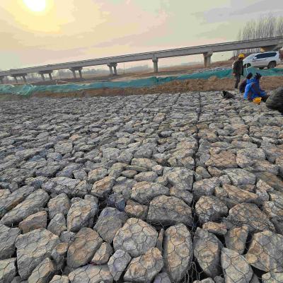 China High-Quality Woven Gabion Boxes  PVCCoated Stone Cage For Slope Protection Erosion Control for sale