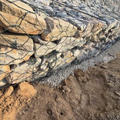 China Corrosion Resistant 80mm X 100mm / 100mm X 120mm /2.7mm Galvanized Gabion Wire Mesh Basket For Riverbank Protection for sale