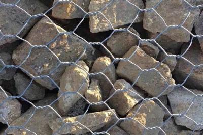 China Free Assembly Woven Iron Gabion Box For Stones Drainage Canal Reinforcement Flexible Mesh Anti Clogging CE Certified for sale