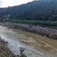 China Woven Iron Gabion Retaining Wall Cages For Stones Drainage Canal Reinforcement Flexible Mesh Easy To Install for sale
