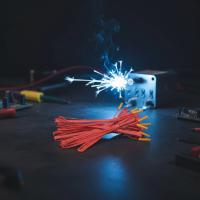 China CE Certified 2m Red/Yellow Dual Cap Igniter Pyrotechnics High Reliability Remote Control Electric Match TOP FTB-T Celebrations for sale