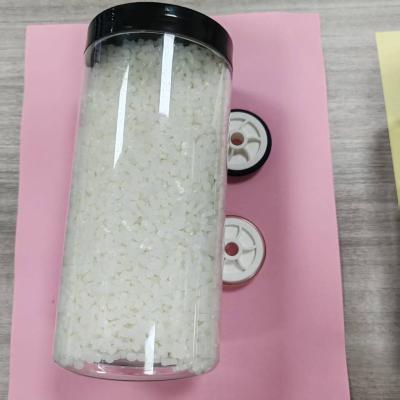 China Modified UV-Resistant TPU Granules 95A Hardness Polyether-Based for Livestock Ear Tags for sale