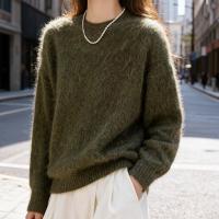 China Skin Friendly Women's Brushed Wool 13GG Knitted Sweater Pullover for Winter Warmth for sale