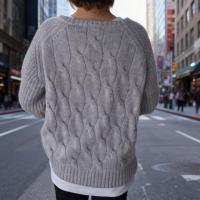 China 100% Wool Knitted Sweater Crew Neck Thick Pullover for Women with Cable Design for sale