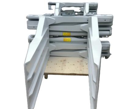 China Heavy Duty Forklift Attachment Sideshifting Revolving Forklift Bale Clamp for sale