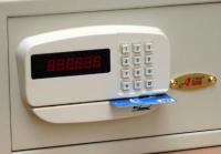 China Smart Hotel Electronic Safe Box with Height of 273mm and Width of 371-460mm for sale
