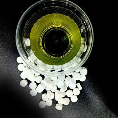 China Chlorine Dioxide Disinfectant Tablets ClO2 for Water Treatment - 0.5-1 mg/L Concentration, 67.46 Molecular Weight for sale