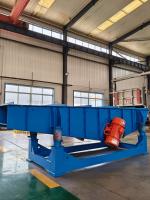 China Vibrating Screen Conveyor with Fully Enclosed Design and 16Mn Steel Mesh for High Automation in EPC Casting Production Line for sale