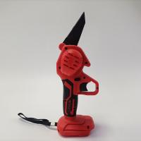 China 500W Lithium Battery Powered Chainsaw Lightweight Design Portable And Durable for sale