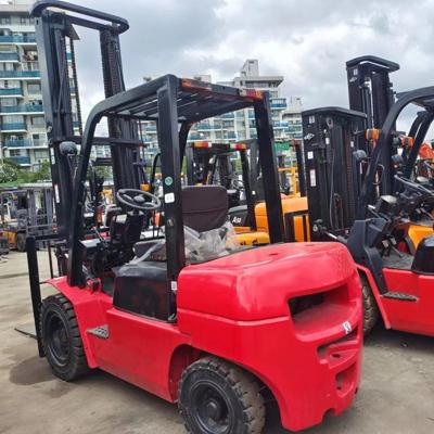 China Second Hand 5.5 Tons Four Wheel Diesel Stone Forklift Lifting Height 3000mm for sale