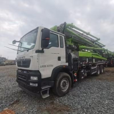 China Robust Structure 3 Axles Concrete Boom Pump Truck 2021 Zoomlion 50m With Sitrak Chassis for sale