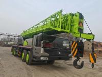 China Used Truck Crane 2012 Zoomlion 70t 70 Tons refurbished Truck Crane Lifting Machine for sale
