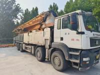 China Remanufactured Zoomlion Concrete Pump Truck with 52m Max Vertical Reach and 200/140 m³/h Output for sale