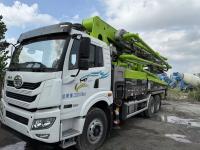China 2025 3 Axles Concrete Boom Pump Truck Zoomlion 47m Equipped with FAW Chassis for sale