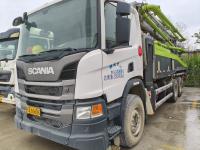 China 2020 Zoomlion 52M Concrete Pump Truck with 180 m³/h Pumping Capacity and 13.8 MPa Pump Pressure for sale