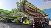 China Zoomlion 52M Concrete Pump Truck Mercedes Benz Chassis Used 52 Meters Beton Pump Truck 2023 for sale