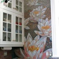 China Custom Glass Mosaic Flower Pattern Wall Mural Handmade Mosaic Art for Living Room Bathroom for sale