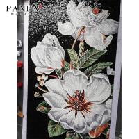 China 4mm Thickness Black White Flower Pattern  Mosaic Wall Tile Mural for Bathroom Wall Tile for sale