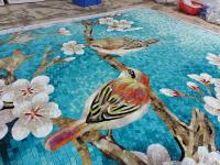 China Custom Floral Bird Pattern Glass Mosaic Mural Tile 4mm 6mm 8mm Thickness for sale