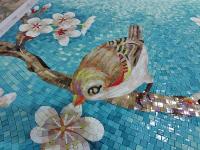 China Custom Floral Bird Pattern Glass Mosaic Mural Tile 4mm 6mm 8mm Thickness for sale