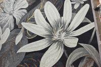 China Customized Decorative Flower Pattern Glass Mosaic Tiles 4mm 6mm 8mm Wall Decoration for sale