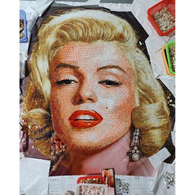 China Customized Modern Art Pattern Decorative Wall Tile 8mm Thickness Corrosion Resistant Glass Mural Mosaic for sale