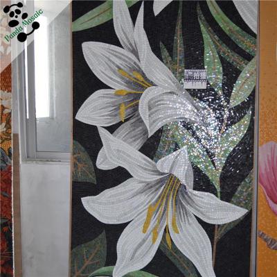 China Custom Size Glass Mosaic Tile Bathroom Flower Pattern Handmade Mosaic Mural for Kitchen Backsplash for sale