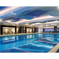 China Blue Sea Swimming Pool Glass Mosaic Tile Non Slip 10x10mm for Outdoor Bathroom Floor for sale