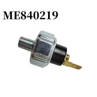 China ME840219 Excavator Electrical Parts Oil Pressure Sensor Kobelco SK200-3/5/6/8 SK210-8 SK250-8 for sale