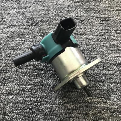 China Engine Flight Off Switch Solenoid Valve 17208-60016 Kubota PC56-7/XG75C/XG75D for sale