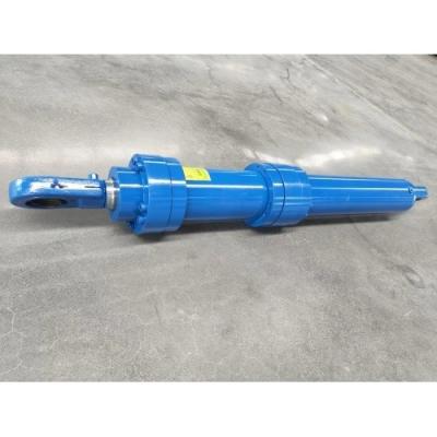 China Double Rod Synchronous Cylinder with 110mm Bore, 70mm Through Rod, and 220mm Stroke for Mill Applications for sale