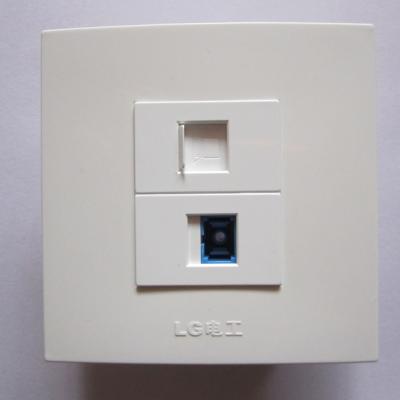 China Discount Price RJ45 + SC Optical Fiber Wall Socket White Panel Good For Home Decoration for sale