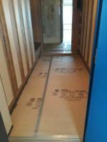 China 32''x120' Recycled Temporary Floor Protection Roll For Jobsite for sale