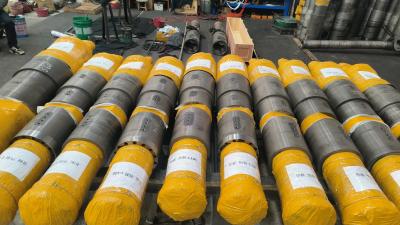 China 38CrMOAIA Material Conical Twin Screw and Barrel with HV≥900 Hardness and Ra 0.4μm Surface Roughness for Plastic Processing for sale