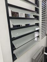 China Easy Maintenance Aluminum Louver Window Moisture Resistant Aluminum Jalousie Windows for sale