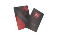 China HF RFID Hotel Magnetic Key Card Repeatable Smart Blank Room Key Cards for sale