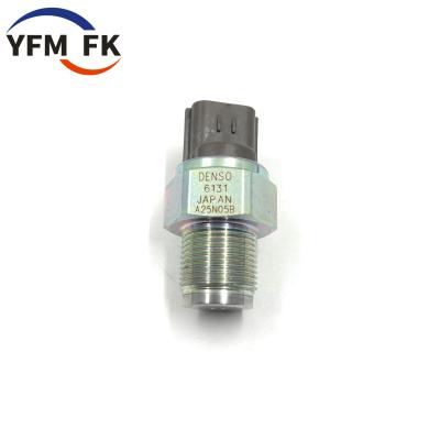 China 4990006131 Hydraulic Switch for Crawler Excavator Engine 4HK1 / 6HK1 for sale