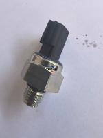 China Hydraulic Switch 42CP13-1 8-97328898-0 for ZX470 6WG1 Crawler Excavator for sale