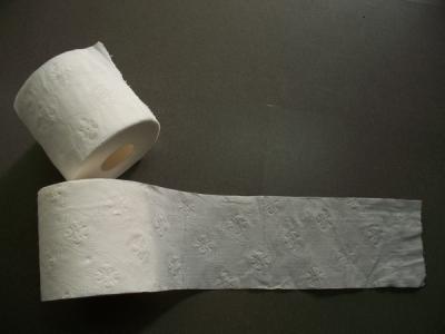 China 15 ~18gsm Toilet Tissue Paper for sale