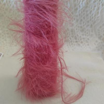 China Sweater Knitting Feather Yarn 1.3cm-8.0cm Lengths 100% Nylon/Polyester for Cardigans and Garments for sale