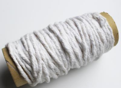 China NE3/1 White Regenerated Cotton Yarn for Mop Manufacturing - 240 Tons Daily Production Capacity with OE Spinning Technology for sale