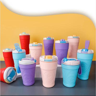 China Food Grade Unisex Sport Plastic Water Bottle 560ml ECO friendly for sale