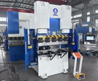 China 400kn 1600mm Press Brake Machine With DA53T 4+1 Axis CNC Hydraulic Bending Machine To BrazilBra for sale